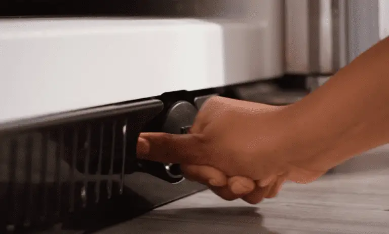 Frigidaire Ice Maker Not Working (Quick Fix!)